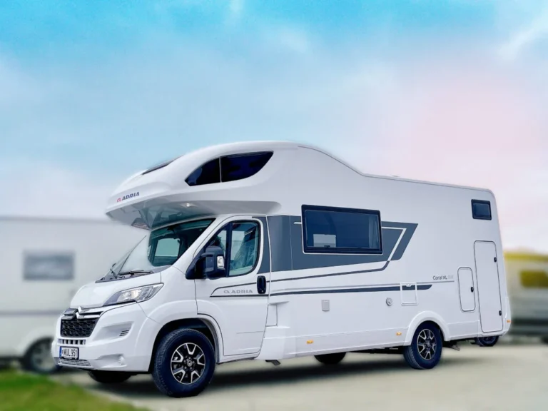 Adria Coral XL 650 DK - Campervan for sale with brewery